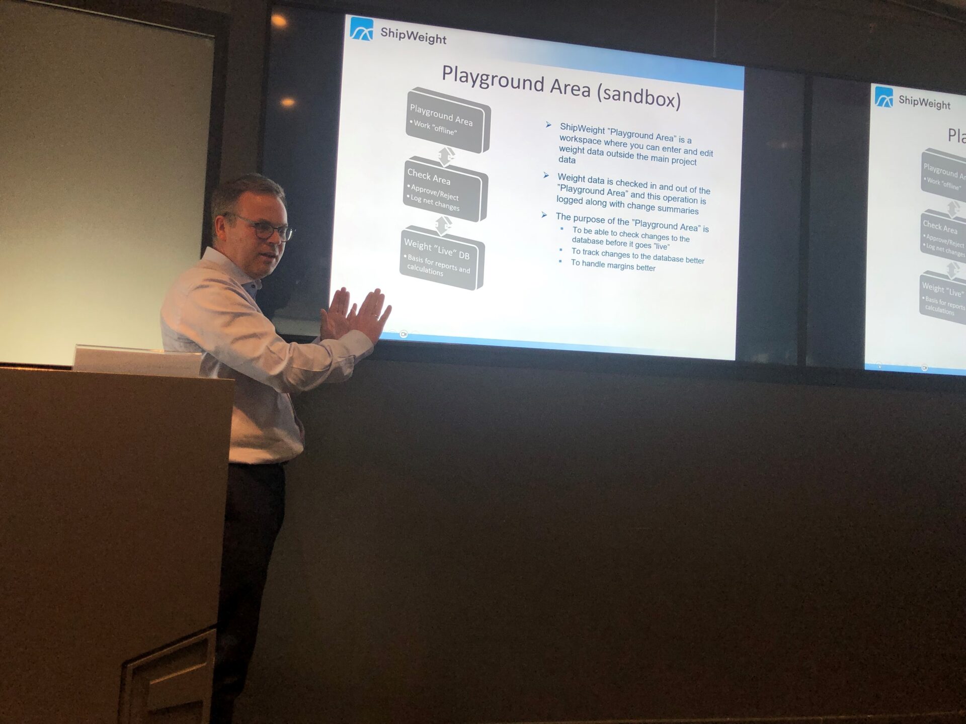 ShipWeight/MassTrack user meeting at the International SAWE Conference - ShipWeight